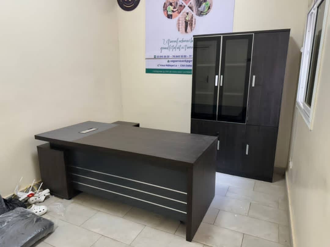 Table Directeur 1m80 avec Retour + Rangement 3 portes